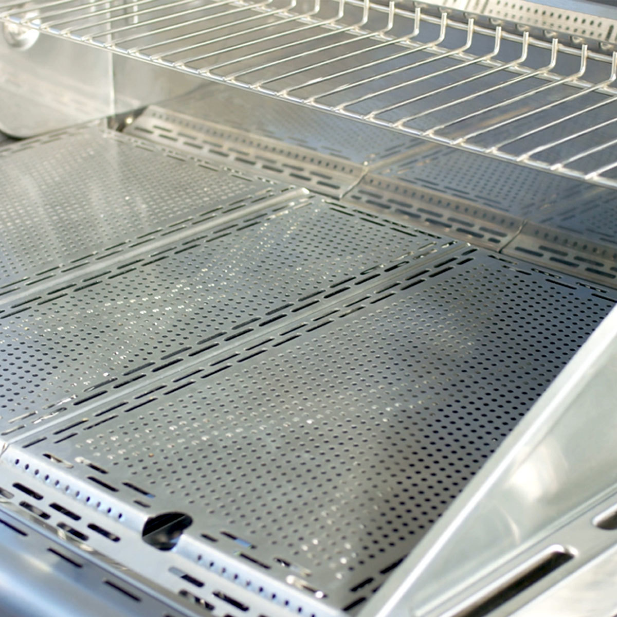 Nexgrill Evolution 3 Burner Gas Barbecue With Side Burner | Costco UK