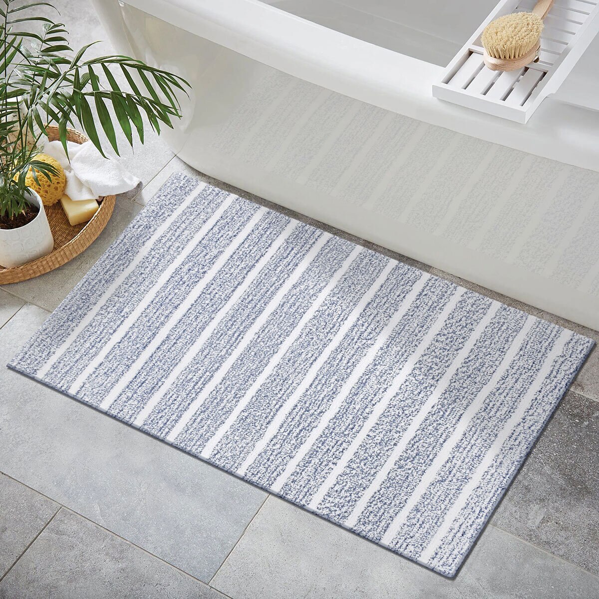 Devgiri Fashion Bath Mat in Blue, 60 x 91 cm | Costco UK