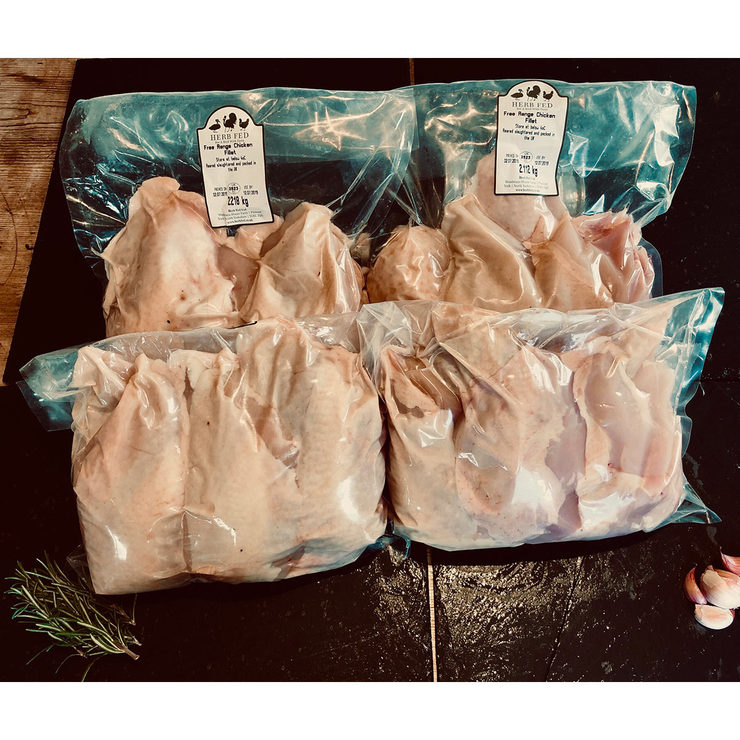 Herb Fed Free Range Skin On Chicken Breasts, 8kg (Serves 32-40 People ...