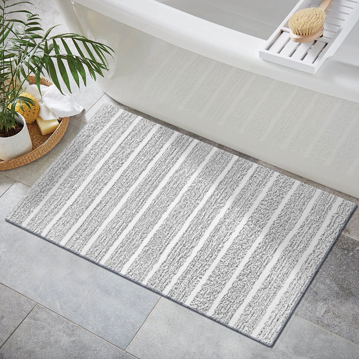 Devgiri Fashion Bath Mat in Grey, 60 x 91 cm | Costco UK