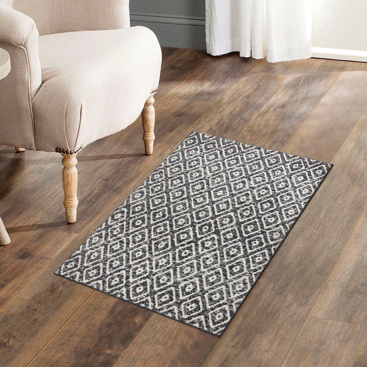 Devgiri Jacquard Rug 76 x 116cm, in 3 colours | Costco UK