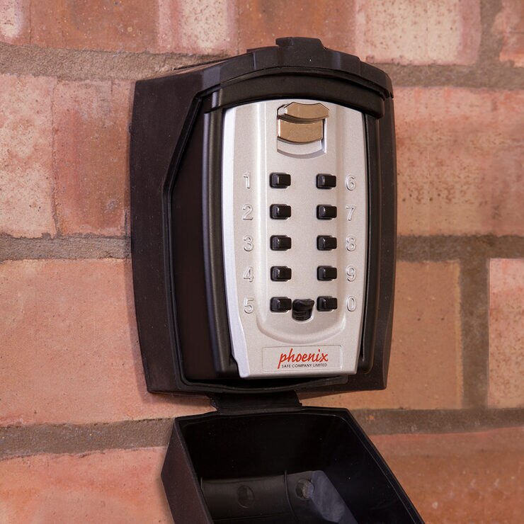 Phoenix Key Safe KS0003C With Combination Lock Weatherproof Cover Phoenix Key Safe KS0003C With Combination Lock Weatherproof Cover