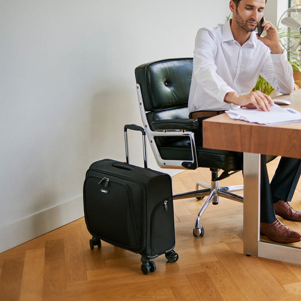 Antler Business 300 Trolley Wardrobe in Black | Costco UK
