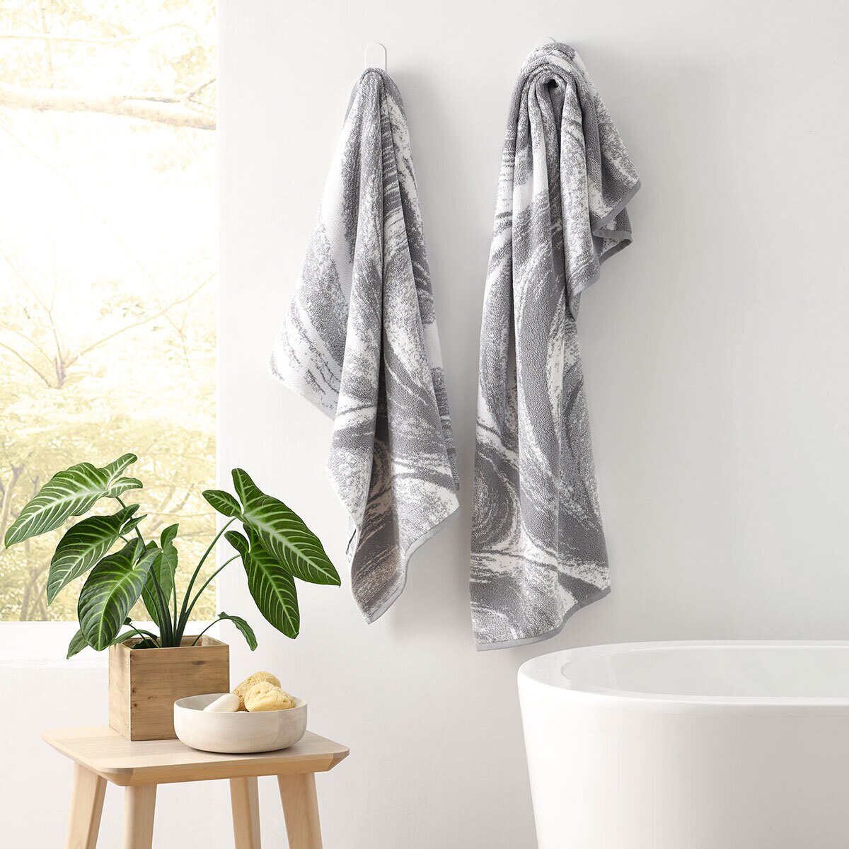Loftex 100% Cotton Marble Spa Hand Towel, 2 pack in Grey ...