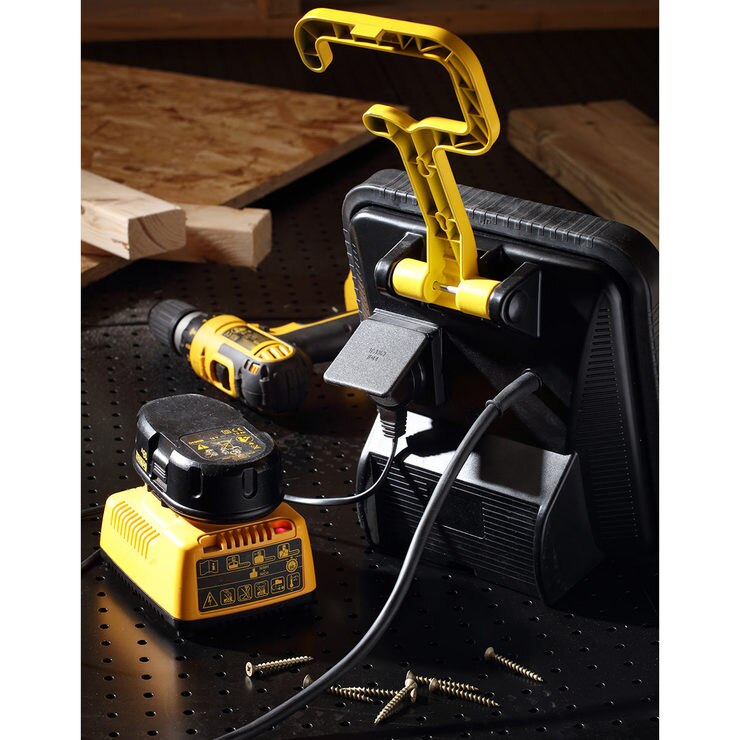 Stanley 2100 Lumen Portable LED Wall Worklight | Costco UK
