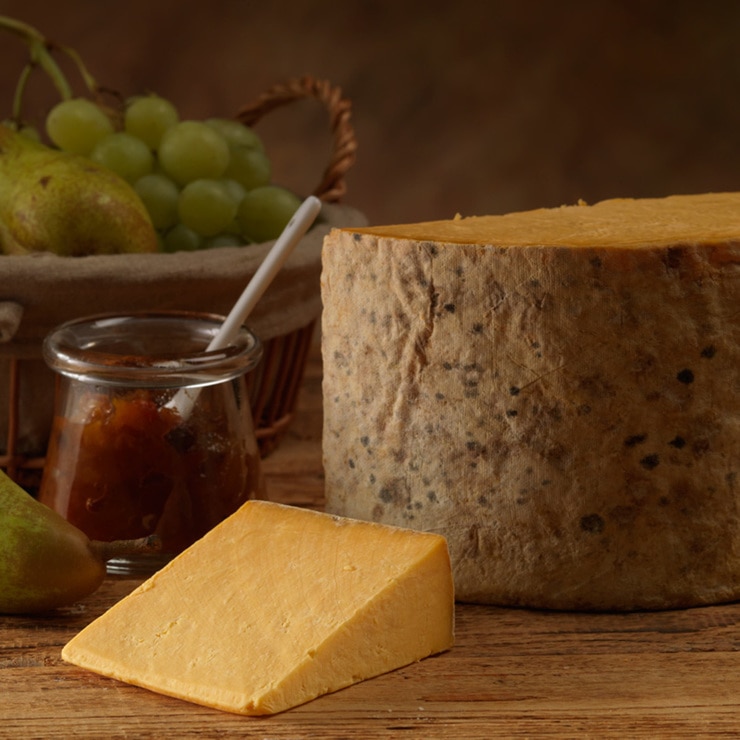 Appleby's Cheshire Cheese, 2kg Minimum Weight (Serves 18-20 people ...