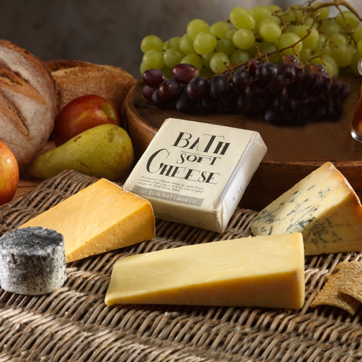 English Cheese Selection (Serves 8-10 people) | Costco UK